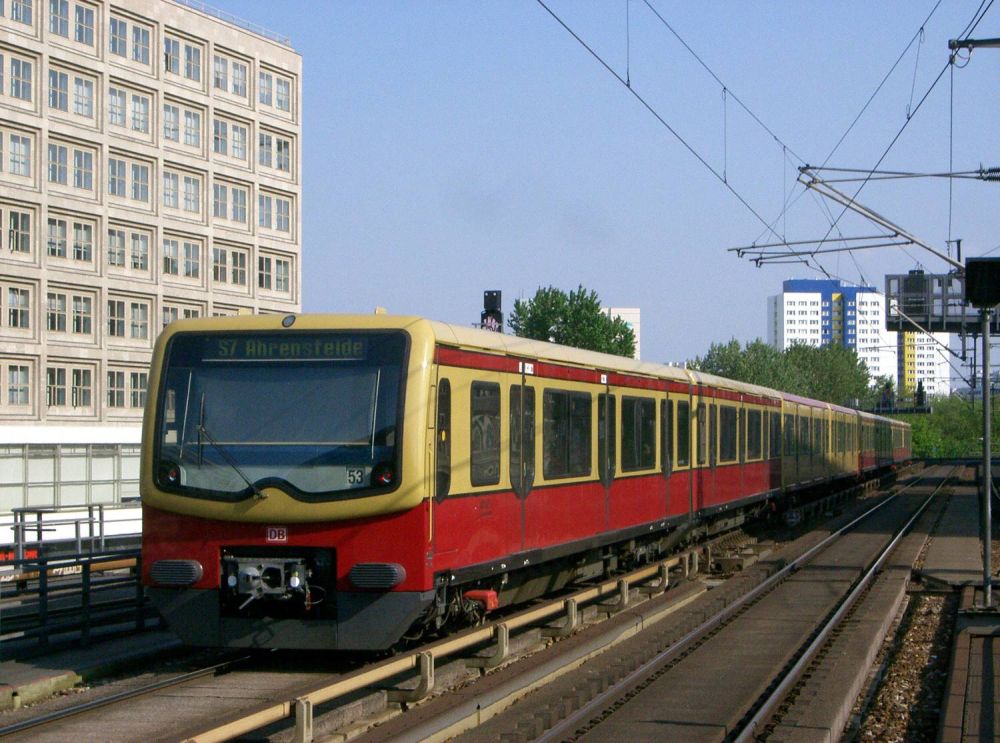 Die alte und neue S-Bahn in Berlin